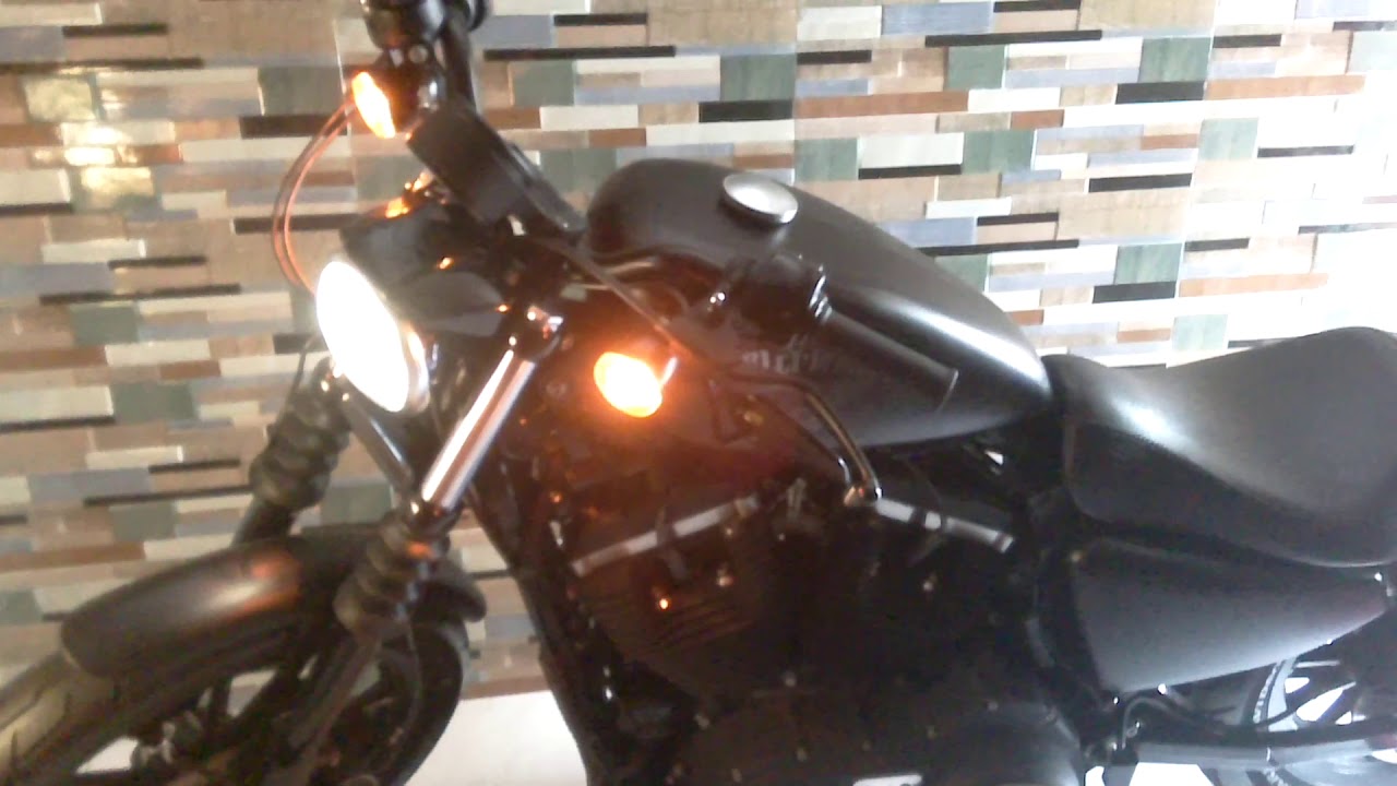 Harley Davidson Sportster 883 Iron 2020 HD - YouTube