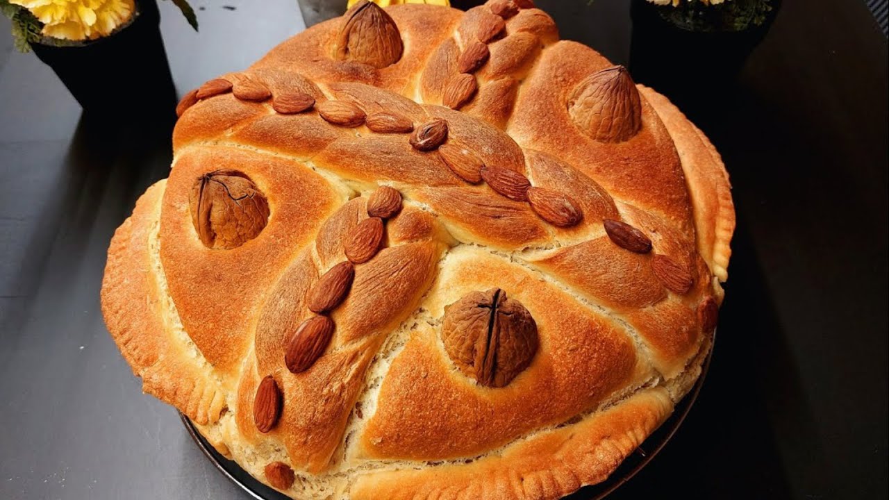 Traditional Christopsomo 🎄 Greek Christmas Bread Recipe 🍞 - YouTube
