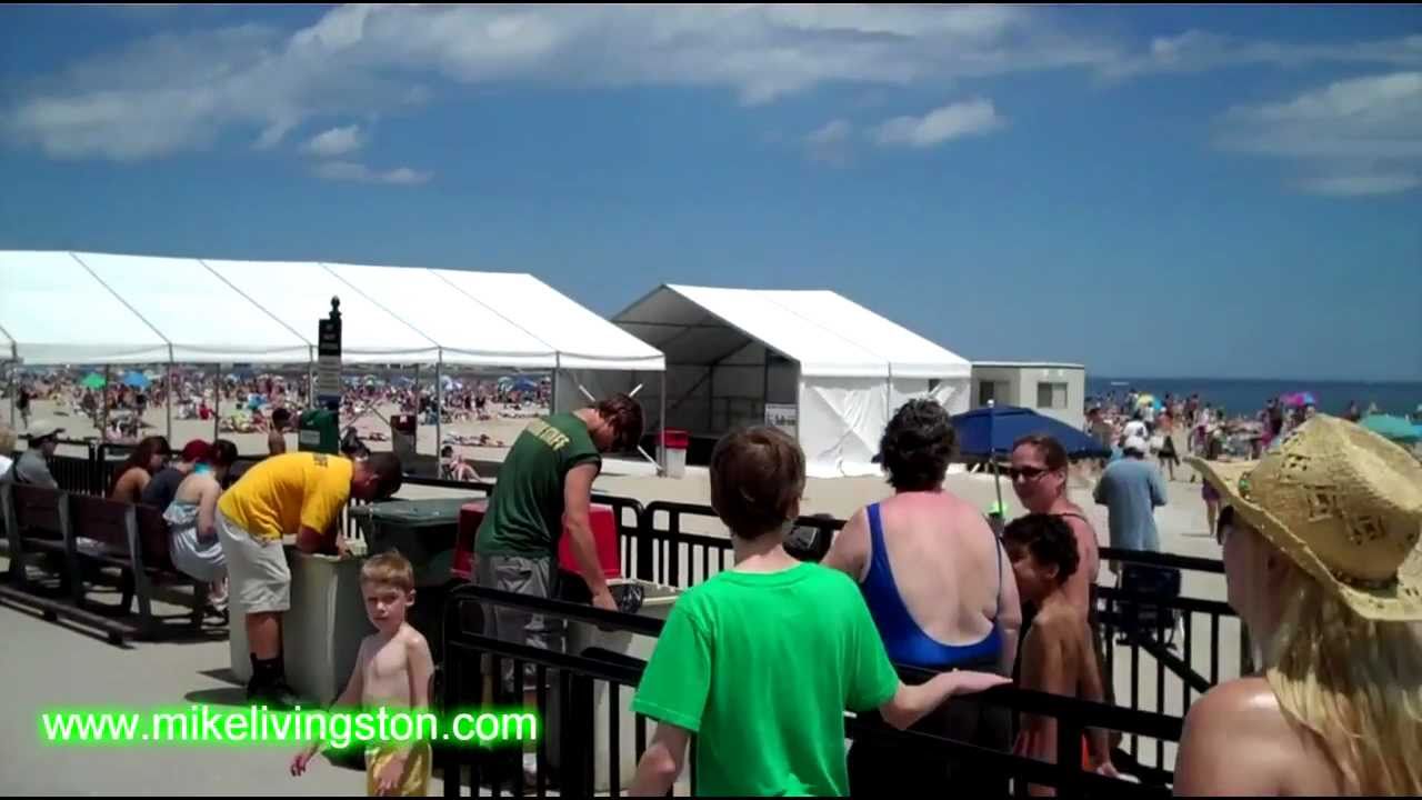 MIke Livingston & the "New" Hampton Beach "Shell"!! - YouTube