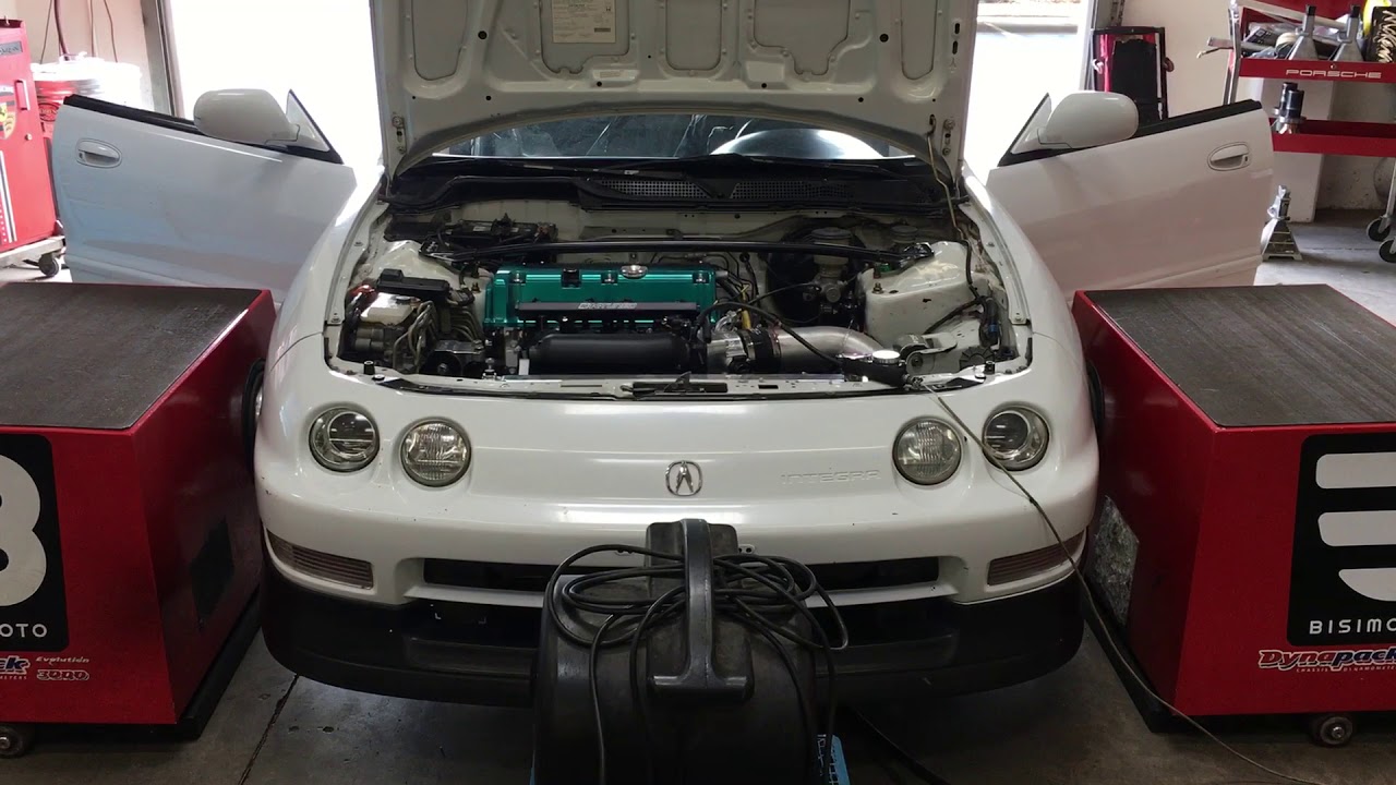 Bisimoto tuning of an upgraded K24 4 door Integra - YouTube