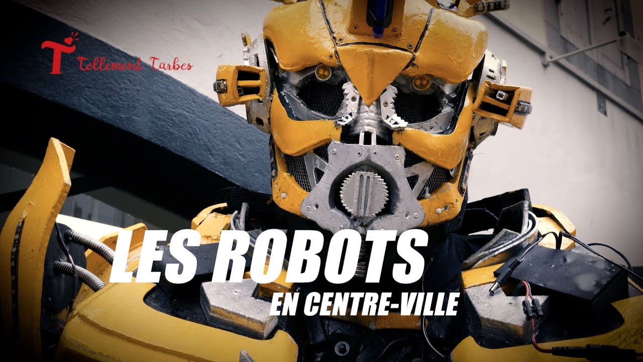 LES ROBOTS ENVAHISSENT LE CENTRE-VILLE - YouTube