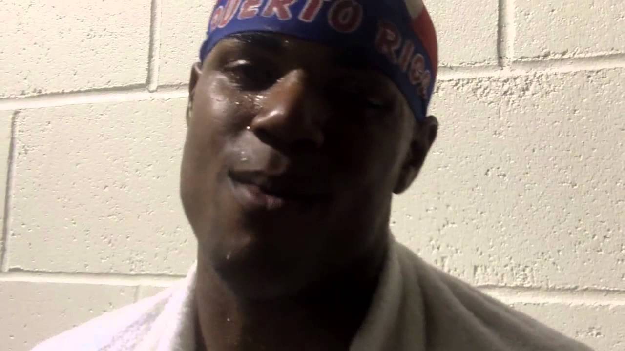 keith Tapia after his vicous ko win - EsNews - YouTube