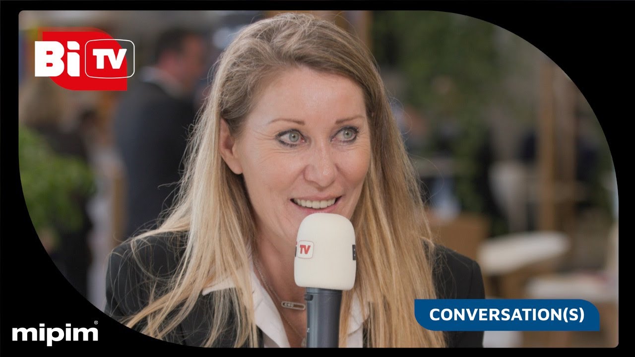 CONVERSATION(S) : Florelle Visentin-Klein, Directrice générale, UXCO ...