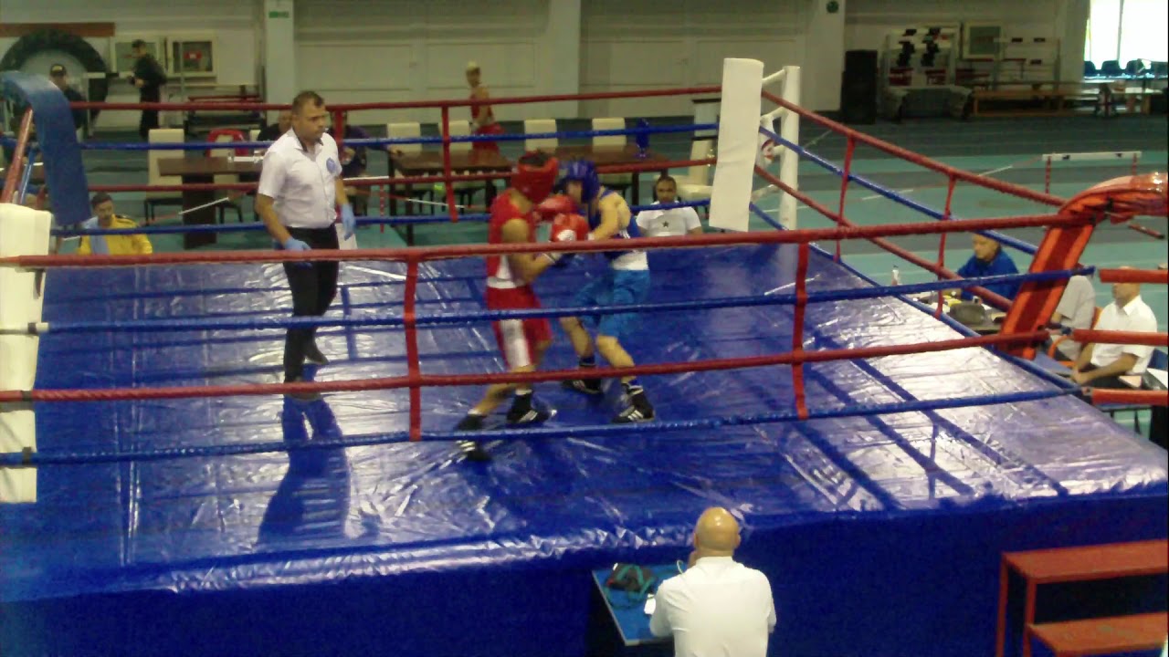 Pater Albert Robert vs Ioan Sergiu Apostu - YouTube