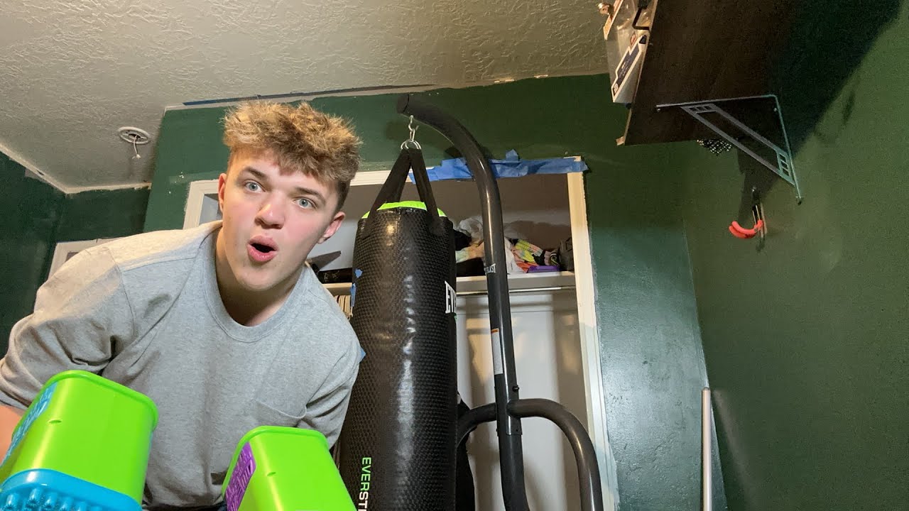 Vlogging Stream! Writing names! Cooking food :D - YouTube