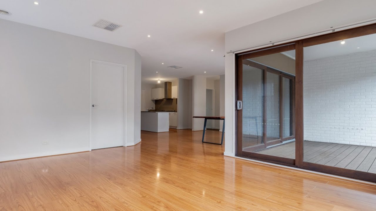 1 Pearce Way, CRAIGIEBURN, Victoria - YouTube