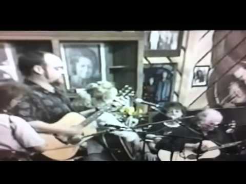 Johnny Cash's last live performance - Far side Banks Of Jor - YouTube
