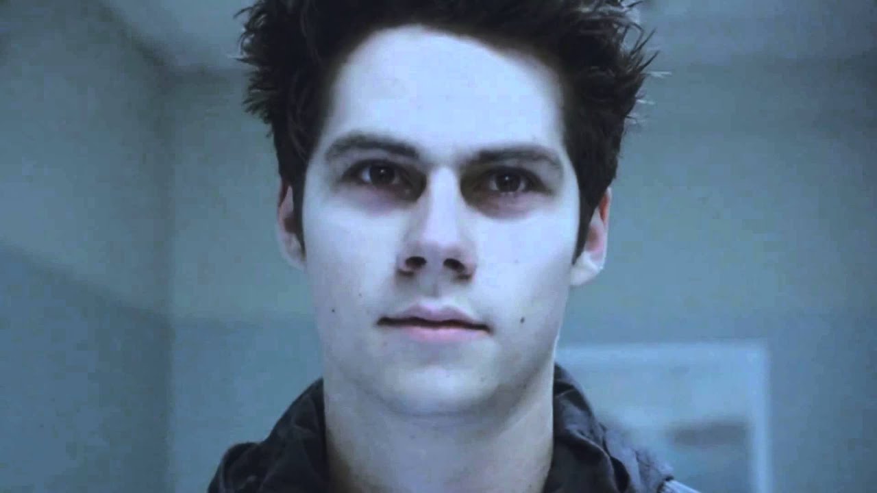 Stiles Stilinski Happy new year - YouTube