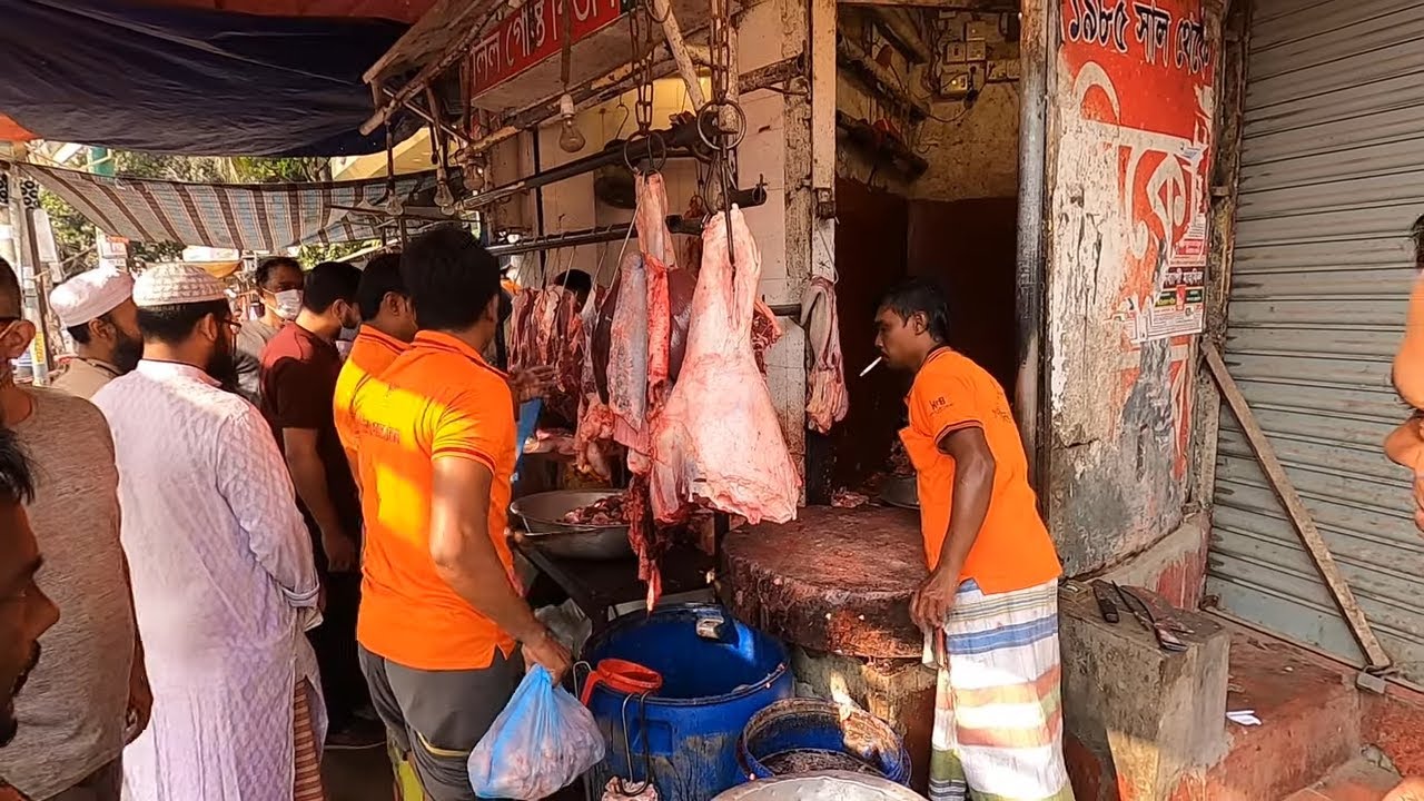 Dhaka Famous Khalil Cow Meat Shop || Amazing Cow Cutting Skill And ...