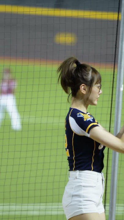 240614 @yuner.31 畇二問號，可愛 #cheerleader #fancam #baseball #dance - YouTube