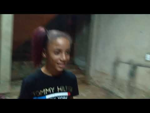 as amigas dançando  funk