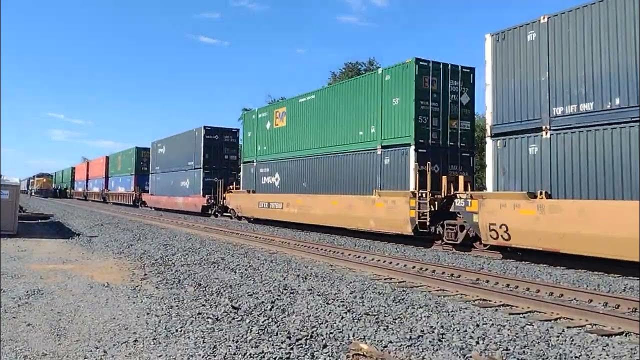 UP 8114 leads NB ZLTG2 with crossing sequence - YouTube