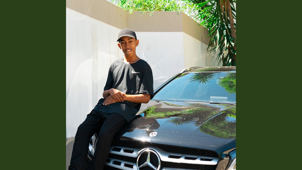 Mercedez Benz - YouTube