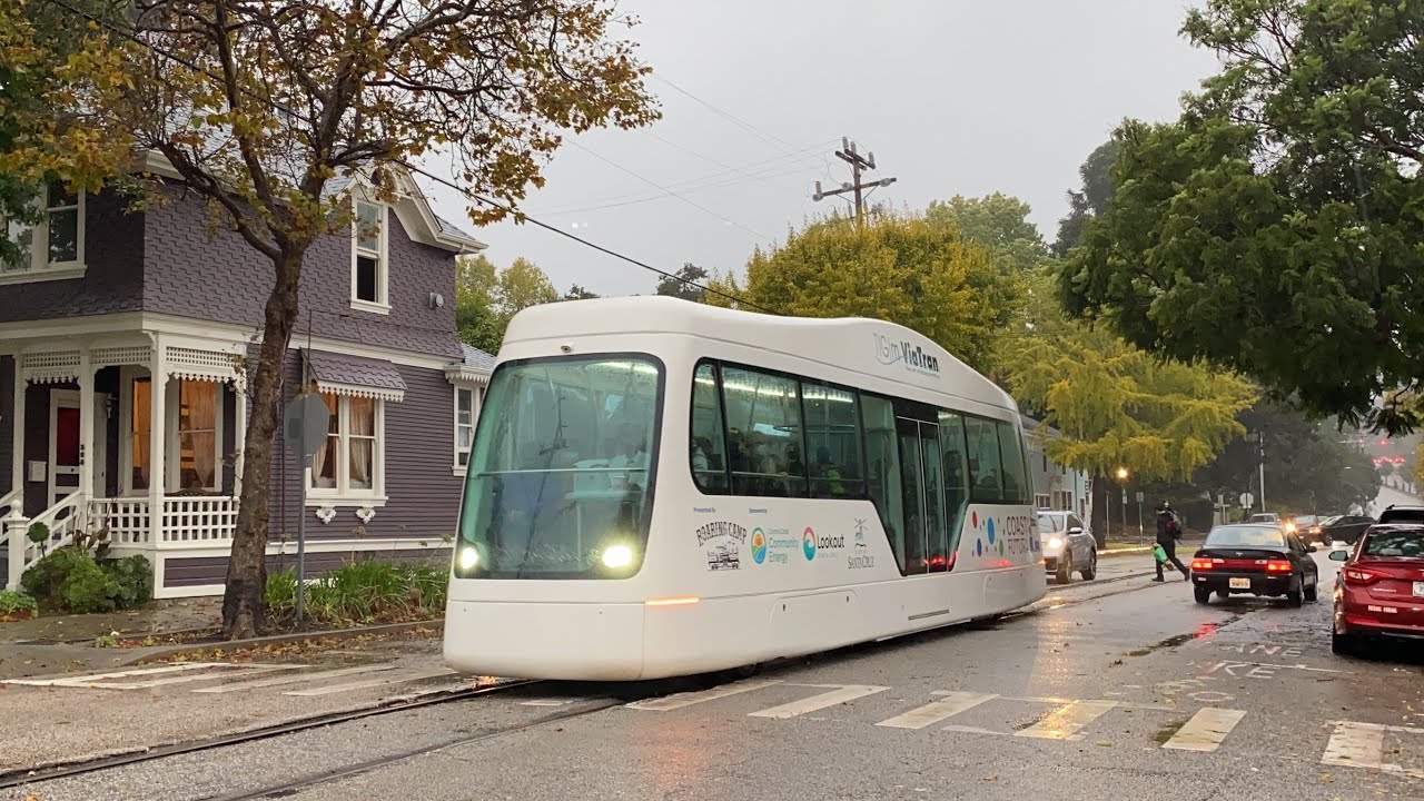 Coast Futura Light Rail Demo on the Santa Cruz Branch - YouTube