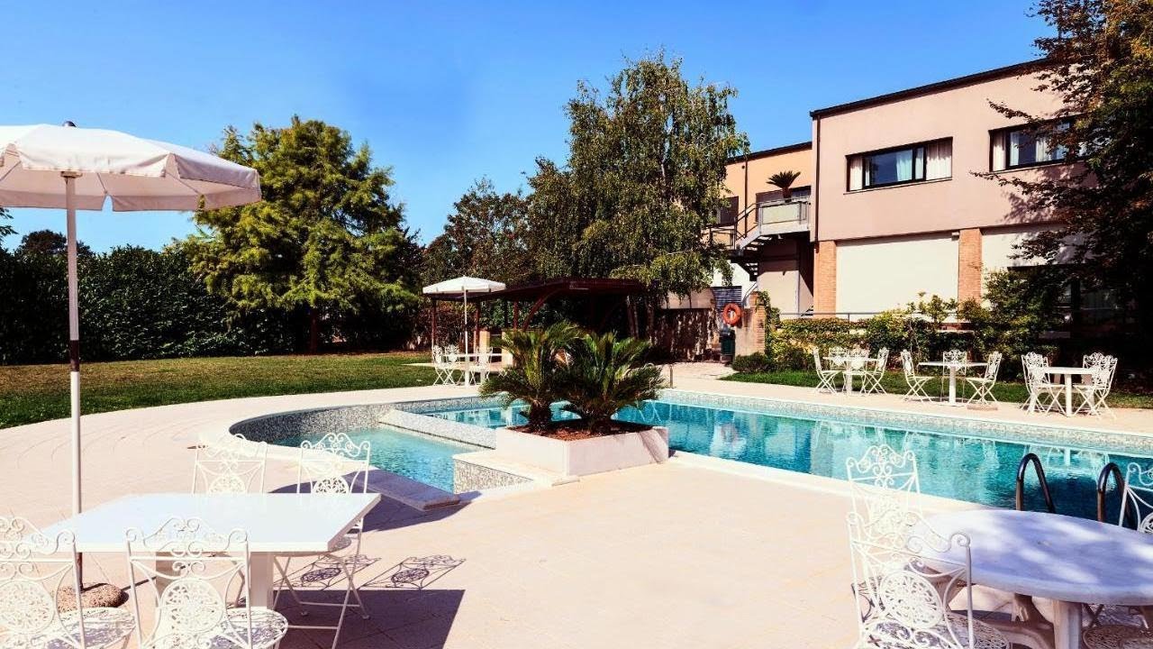 San Paolo Hotel, Montegiorgio, Italy - YouTube