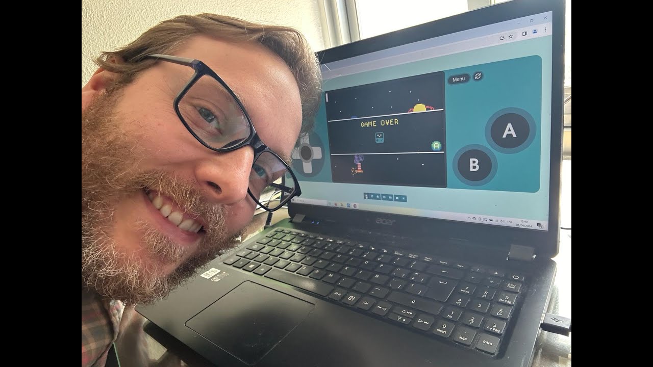 2 Tutorial MakeCode Arcade con bloques: ¡Los asteroides no podrán con nosotros! - YouTube