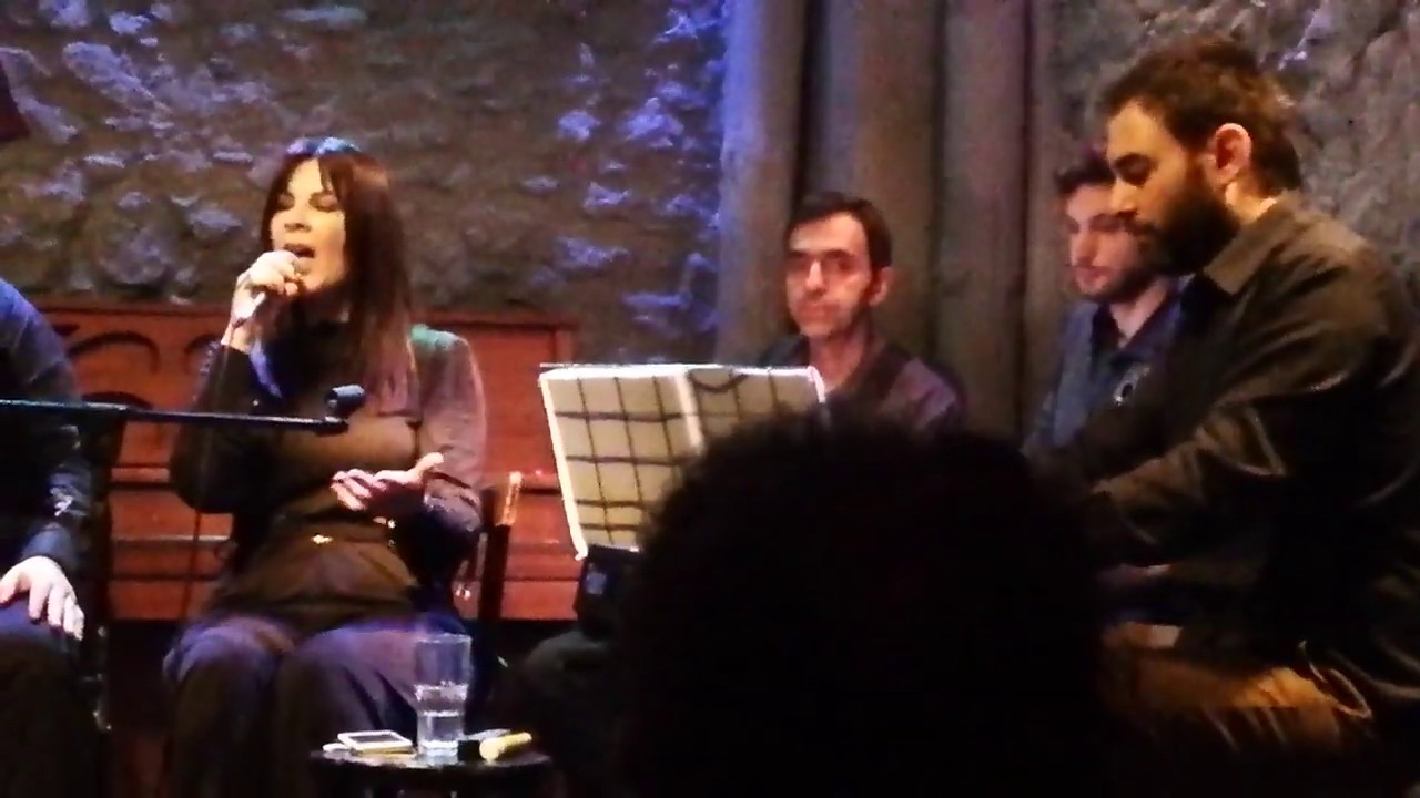 Στέλλα Θεοφίλου - Κεφαλοδέσι - live 1002 νυχτες - YouTube