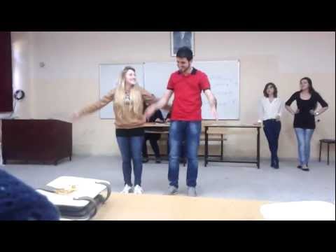 9 Eylül Eğitim Fakültesi- Bir baş iki omuz iki diz iki ayak