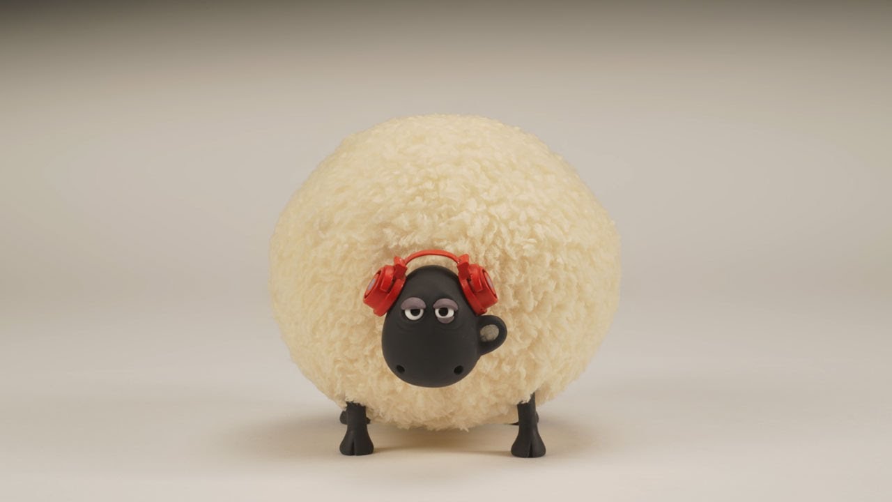 Shirley Beat Shaun the Sheep #shorts - YouTube