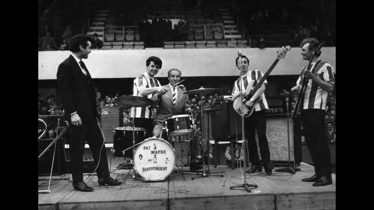 Pat Wayne & The Beachcombers - Bye Bye Johnny - YouTube