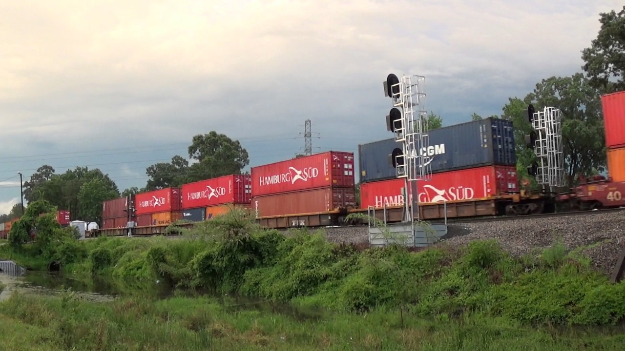 NS 7327 (EMD SD70ACu) trails NS 233 - YouTube