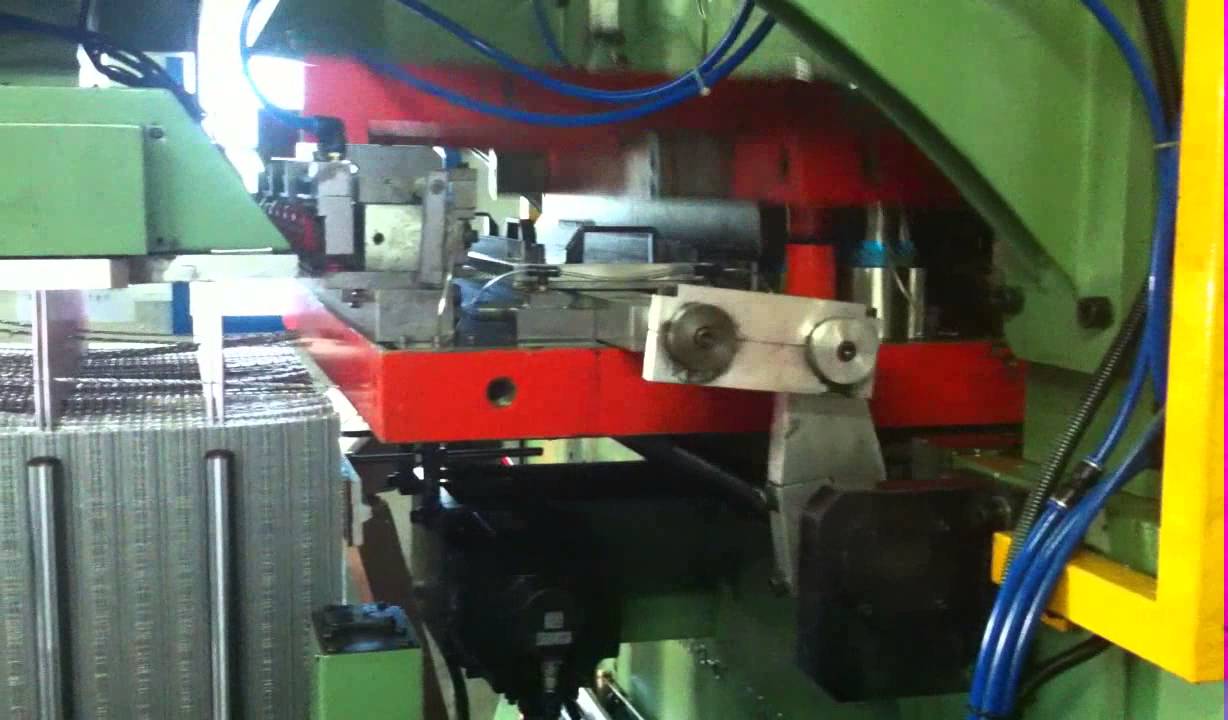 FIN PRESS MACHINE - YouTube