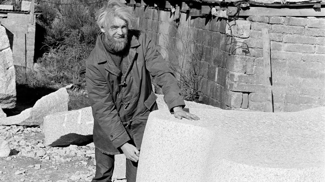 Sculptor Michael Biggs, Ireland 1973 - YouTube