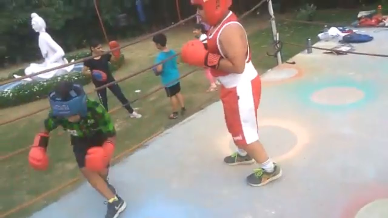 Indian Boxing Match for Beginners.🎖 - YouTube