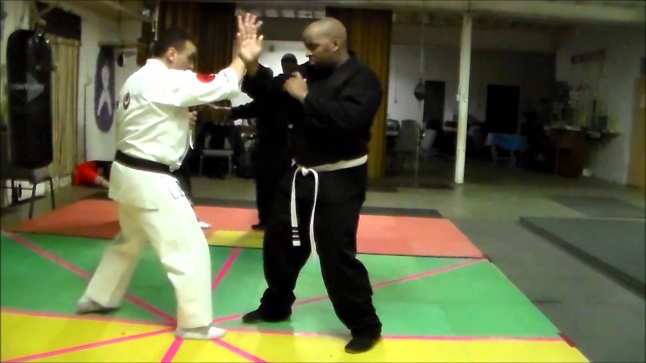 Foot stomp, ball kick - Kenwingtaiba - YouTube