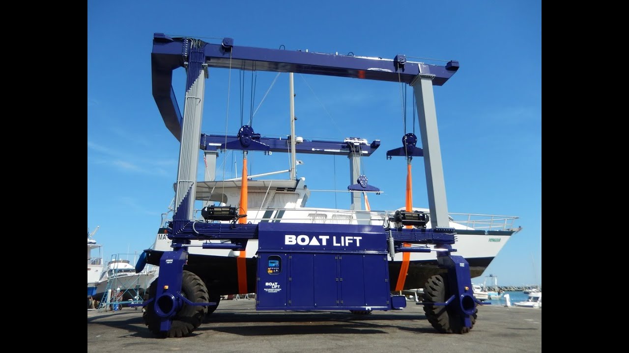 BOAT LIFT - Travel Lifts and the concentric rotation - YouTube