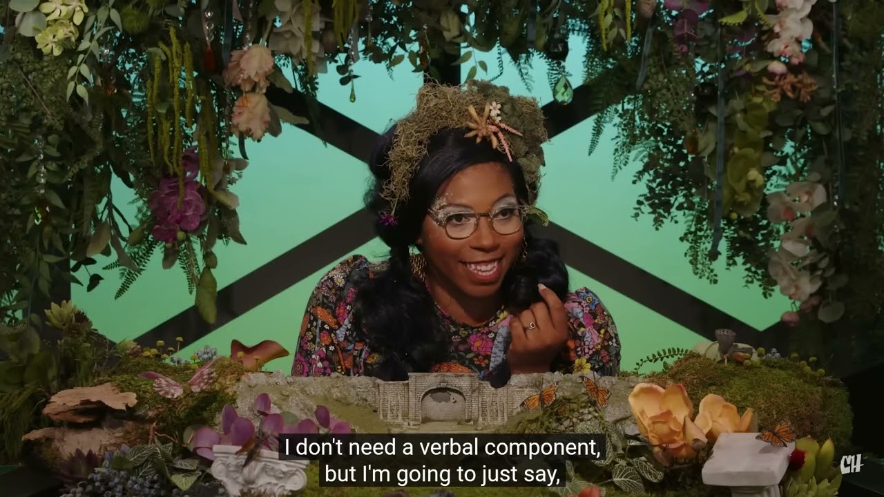 emily caught aabria slipping - a court of fey and flowers - YouTube