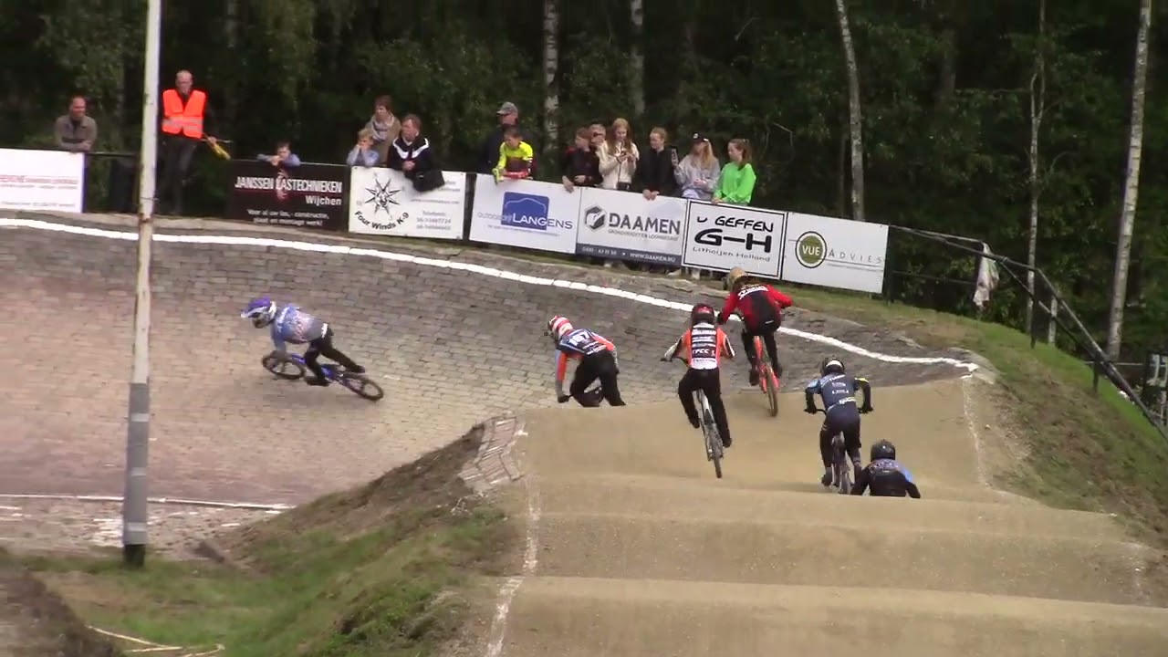 20220917 BMX PK Oss halvefinale 18 - YouTube