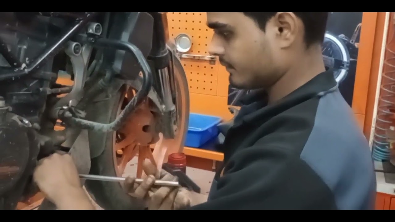 KTM SERVICE CENTRE - YouTube