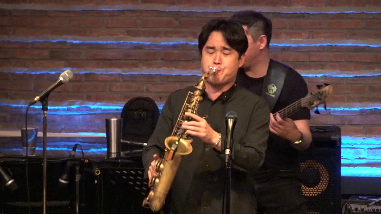 Rio Band - Make it funky - YouTube