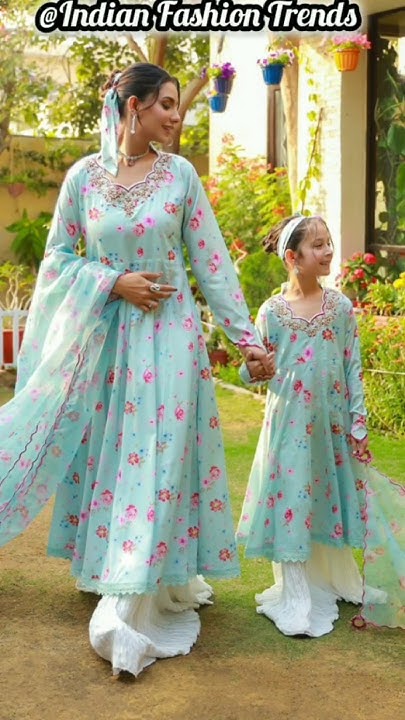 maa or Beti same dress😘#viral#BetiyaanTha daughter song #momanddaughter#samedress #ytshorts# ...