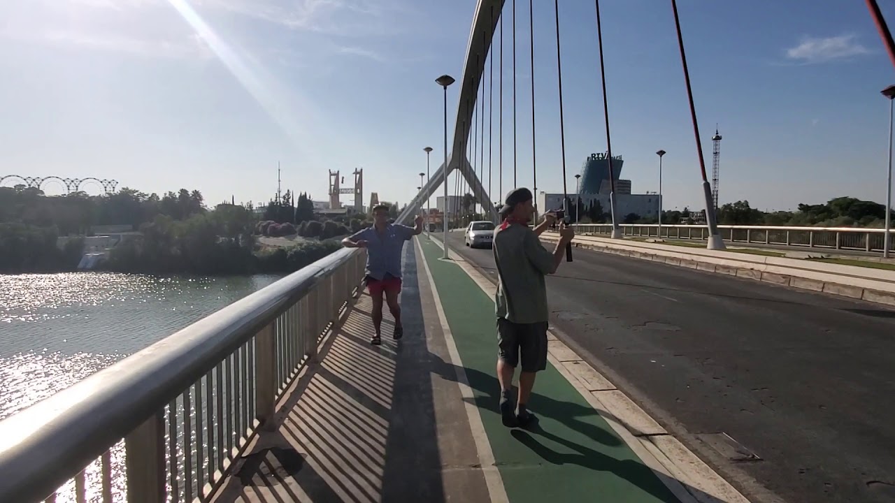 Bridge dancing - YouTube