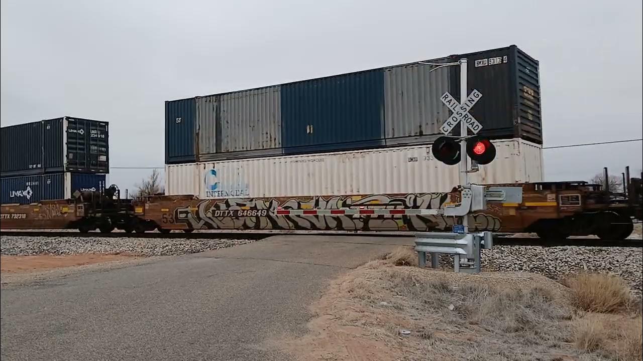 UP 7745 eastbound intermodal 2-18-2025 - YouTube