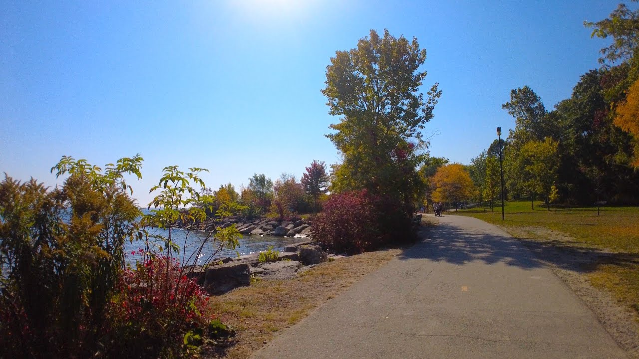 [4K] Mississauga Waterfront Trail - Jack Darling Memorial Park - YouTube