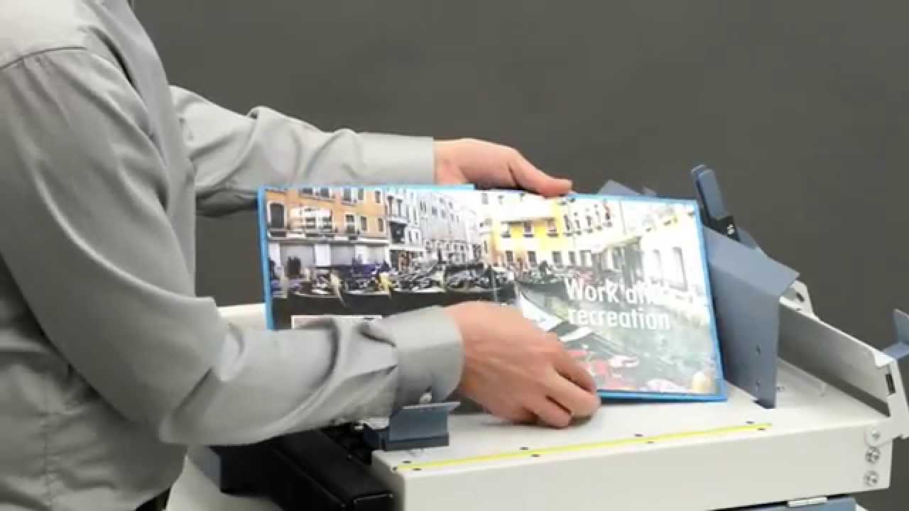 Как изготовить фотоальбом-бабочку на Fastbind Express Plus - YouTube