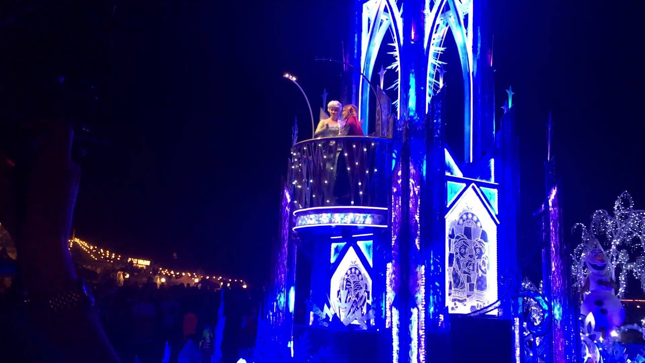 Disney paint the night parade part 3 - YouTube