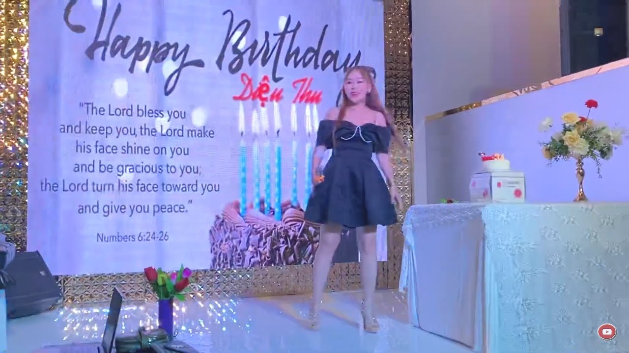 MC Nhi Ruby Mở Màn Show Sinh Nhật Diệu Thu Cực Hay Cực Sung Luôn Cả Nhà Ơi - YouTube