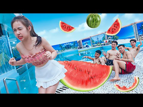 FUNNY ZOMBIE GIRL AT SWIMMING POOL PRANK BATTLE Nerf Guns Funniest Fight With Gangster PVQ Nerf War