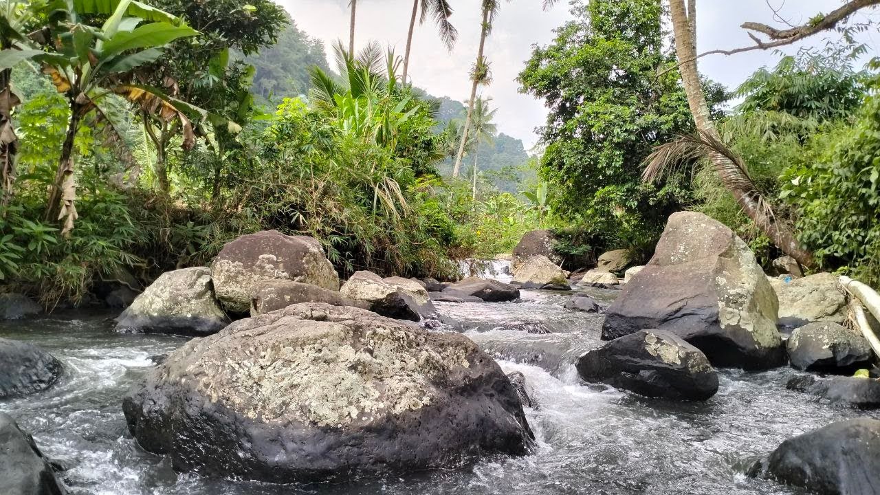4K Relaxing River - Ultra HD Nature Video - Water Stream & Birdsong ...