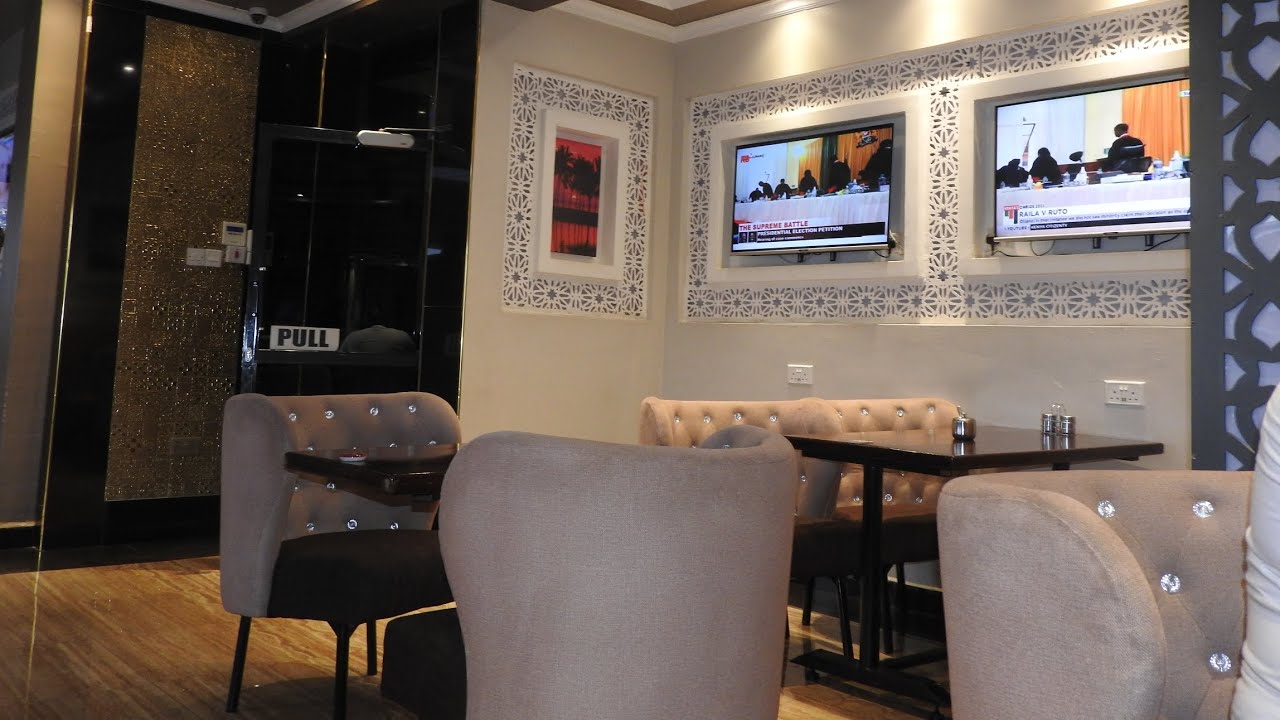 The Mirage Hotel was such a vibe!! with good interior design features ...