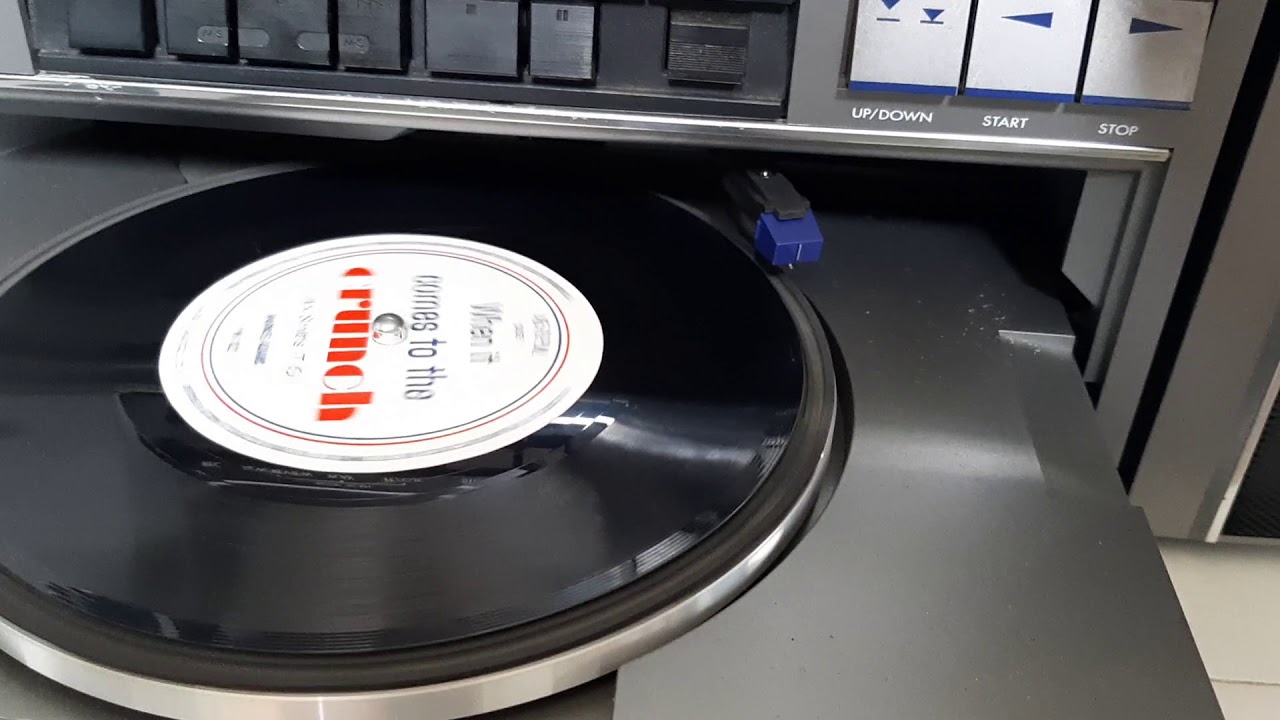 THE JVC DC7 PORTABLE STEREO DISC CENTRE - YouTube