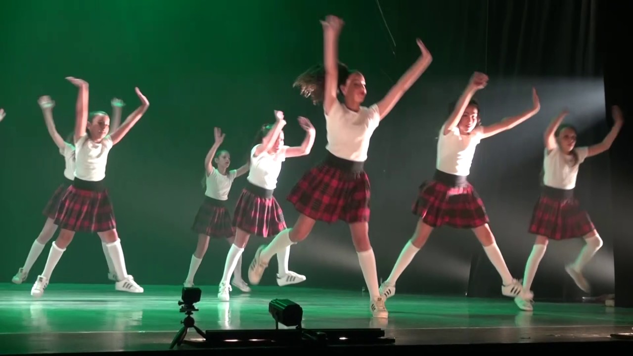 Nophar Dance 2 / Michal Lasry / June 2017 - YouTube