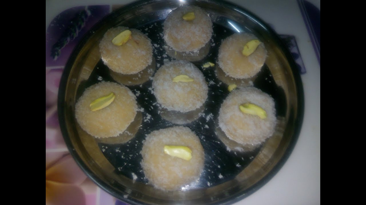 How to make nariyal ke ladoo - Coconut ladoo - Indian Sweet Recipe ...