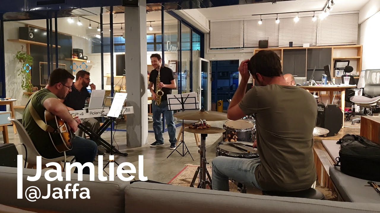 Jamliel @Jaffa - Stoner Hill (Brian Blade) - YouTube