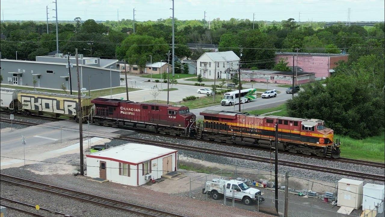 East KCS 4684/CP 8816, Covered Hopper Train, "Glidden Sub" Rosenberg ,TX 8-16-2024 DJI Mini 3 ...