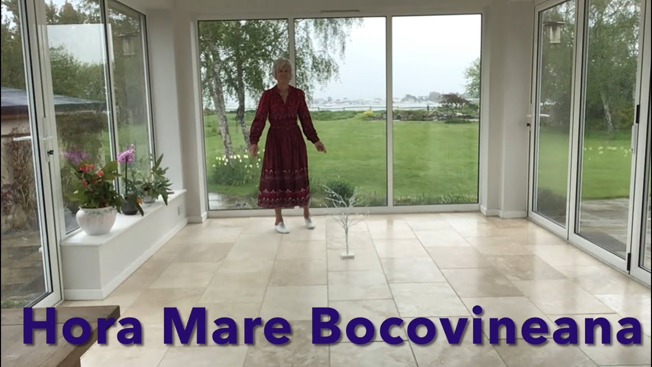 Hora Mare Bucovineana. Traditional dance from Romania - YouTube